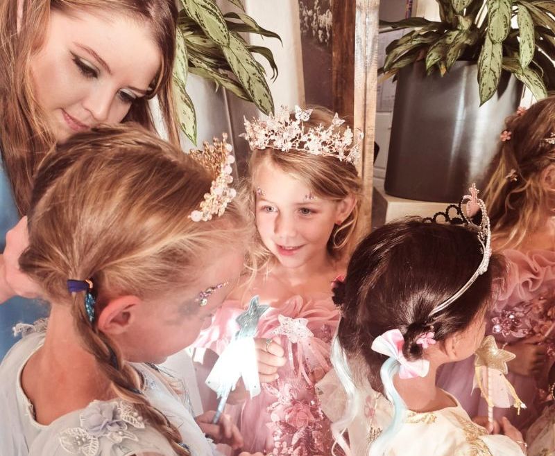 Twinkle & Tea | Build your event with Our-Venue.com